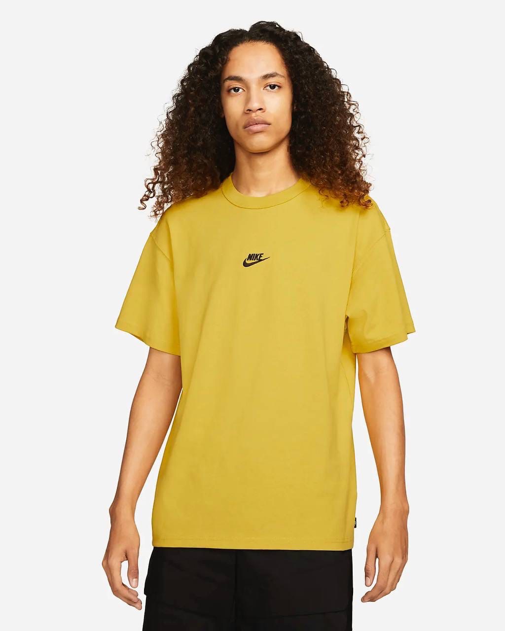 Yellow nike shirt store