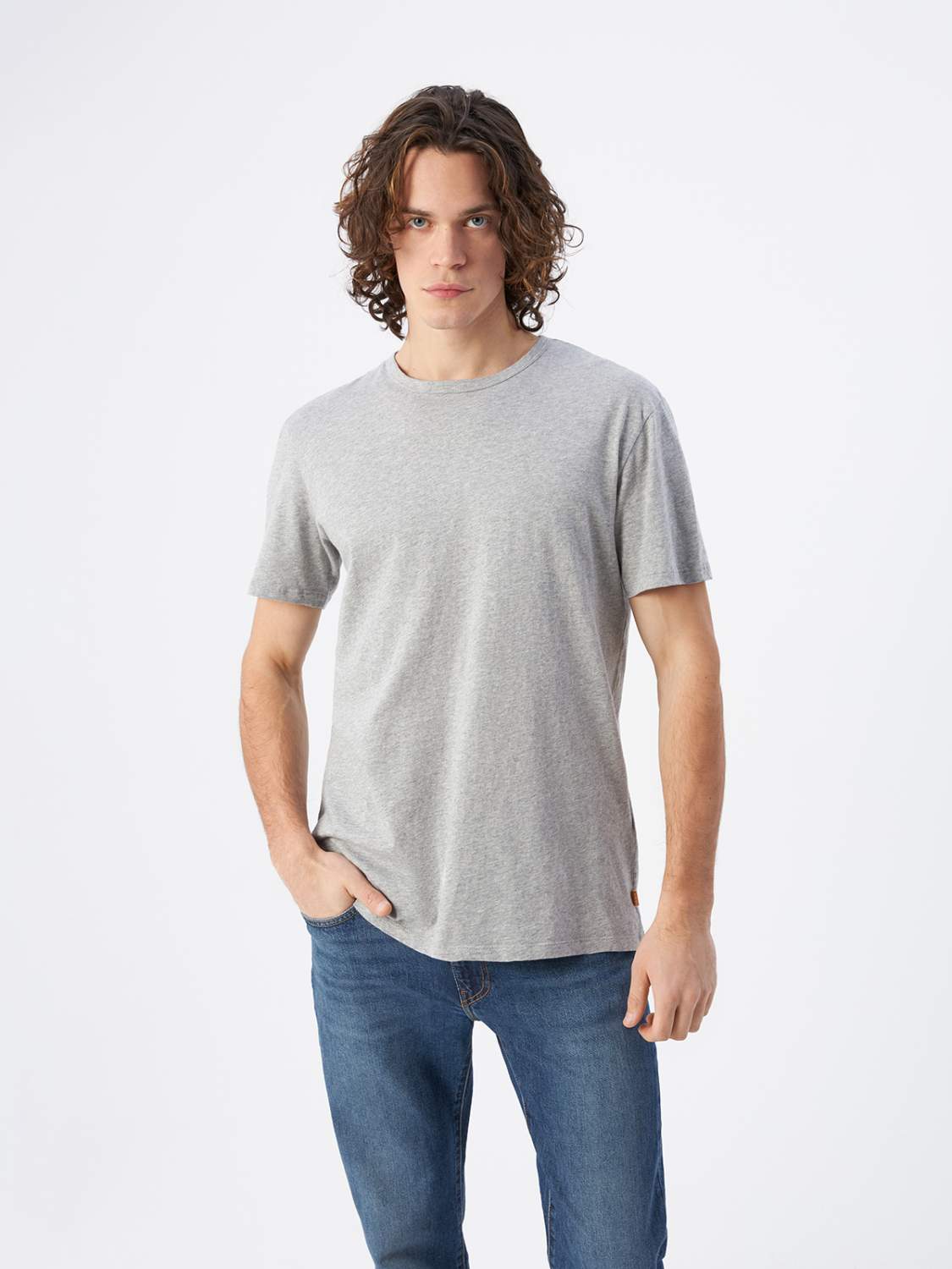 Футболка мужская Levi's A3756-0001 серая XS - купить в Москве, цены на ...