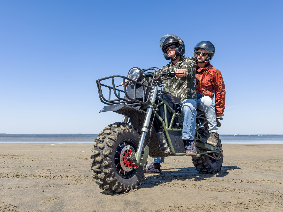 Электромотоцикл Baltmotors Bulldog 2x2 (двухместный) - купить в Москве ...