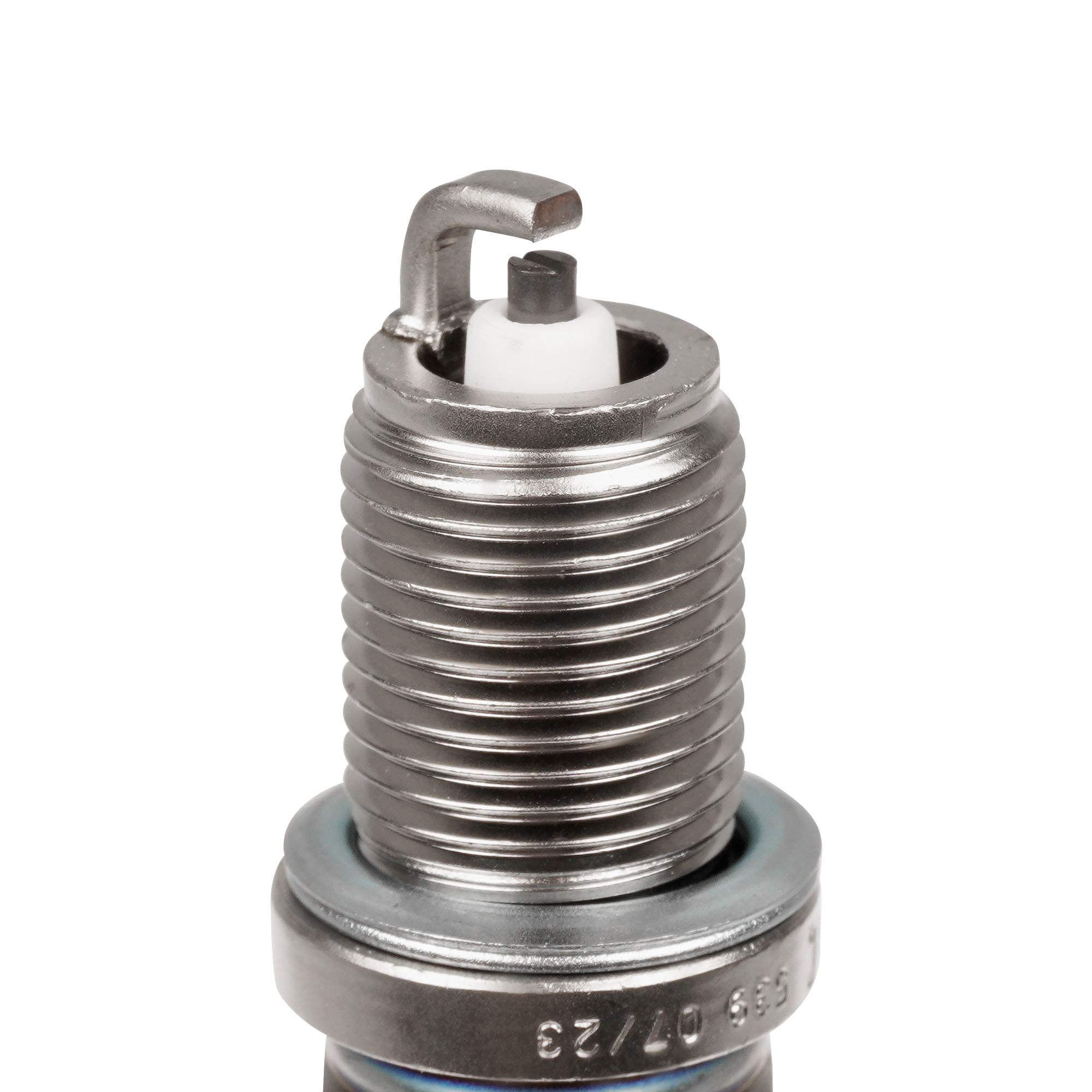 Купить свеча зажигания для Лада 2110 инж. 16кл. (зазор 0,8мм, с резистором) StartVolt VSP0118 ...