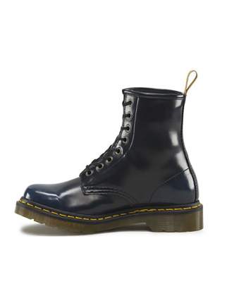 Dr. Martens - купить товары бренда Dr. Martens, официальный каталог на ...