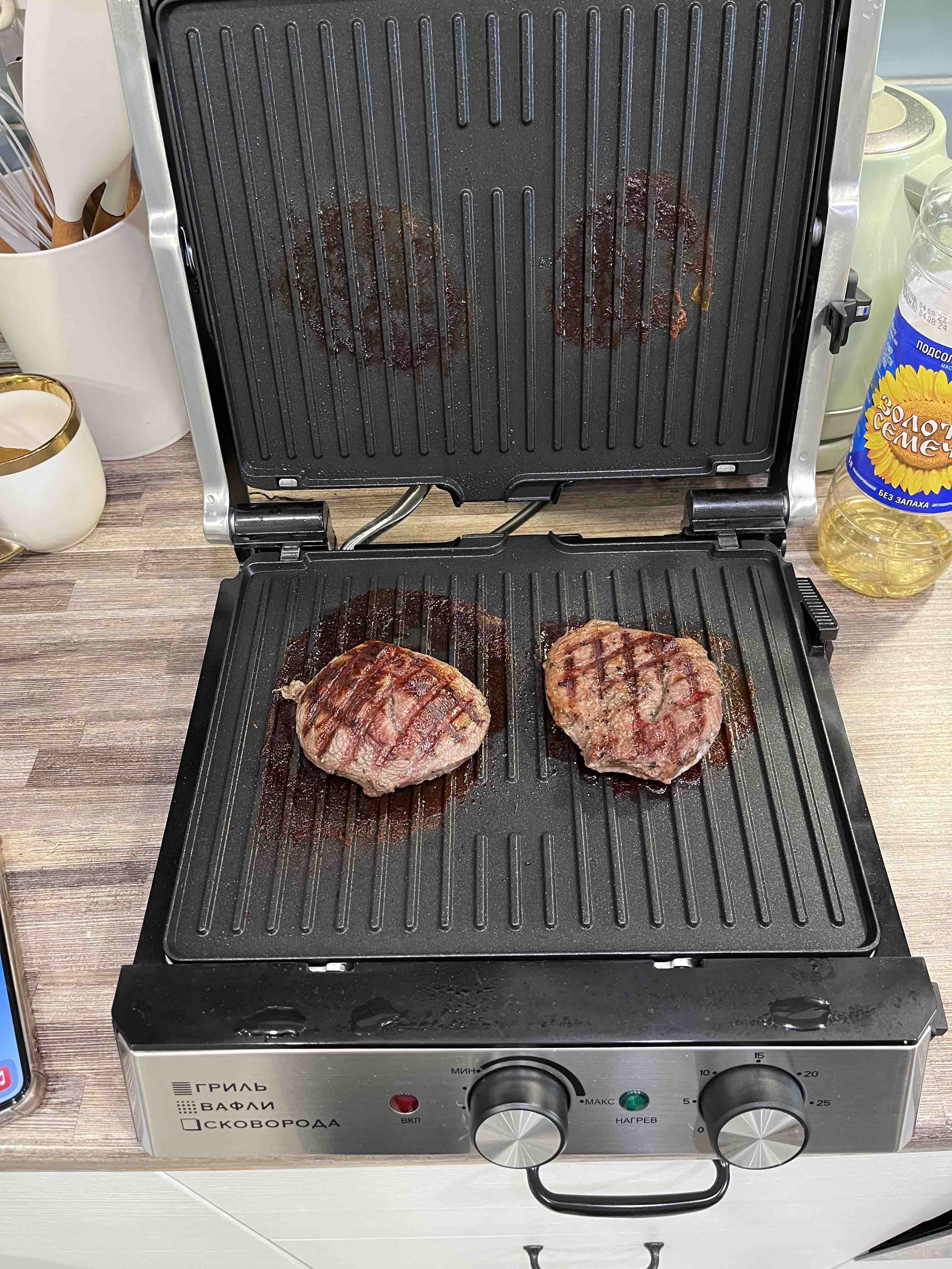 Электрогриль GFGRIL GF-185 Red - купить в Москве, цены на Мегамаркет