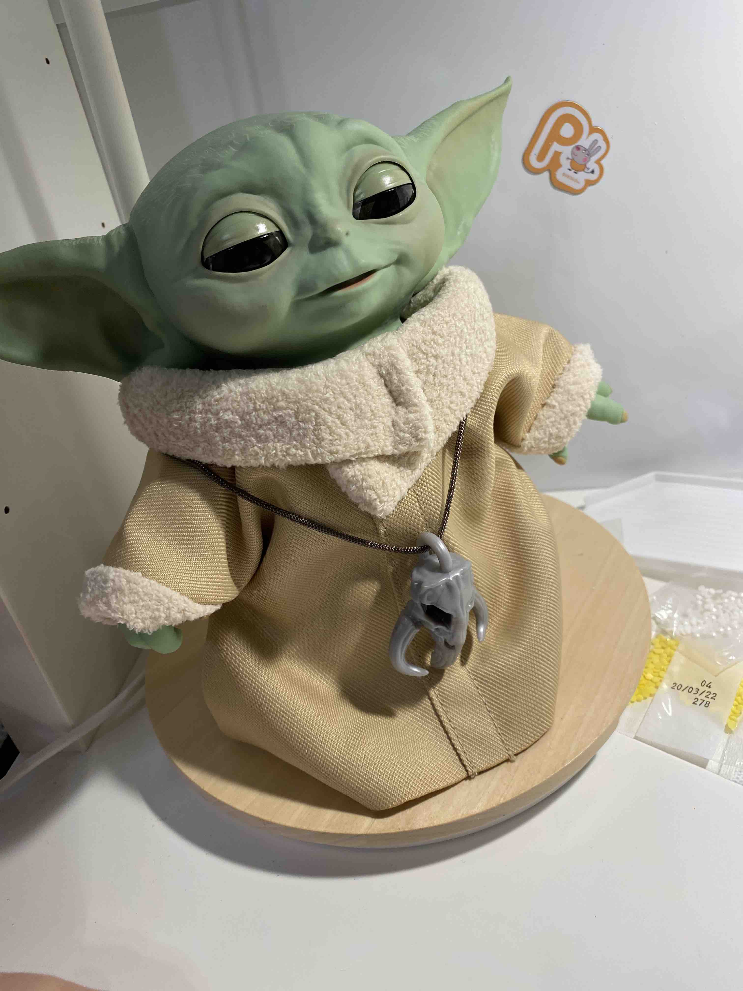 Hasbro Star Wars The Child Animatronic 100028606107